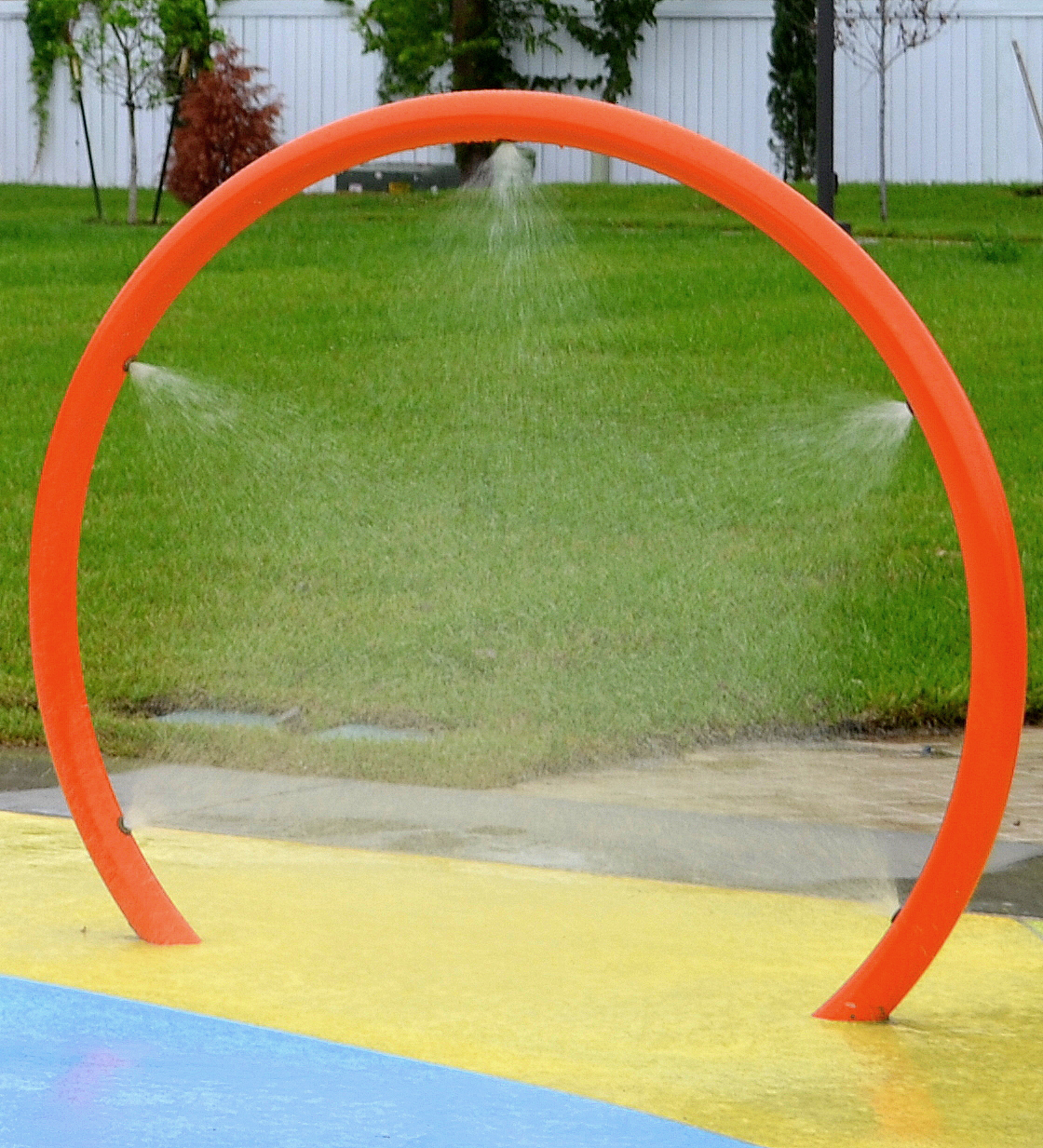 7' Water Loop Splash Pad Feature by Rain Deck